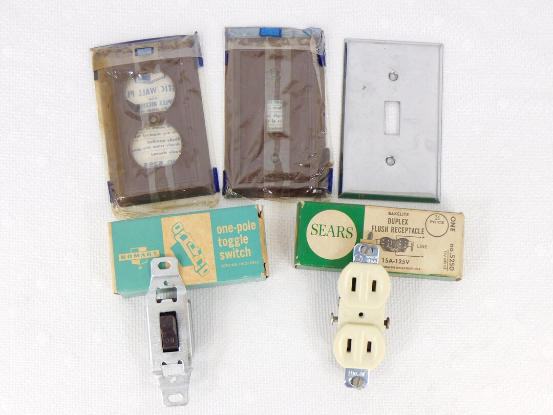 Vintage Sears Bakelite Receptacle Light Switch Outlet Cover Brown ...