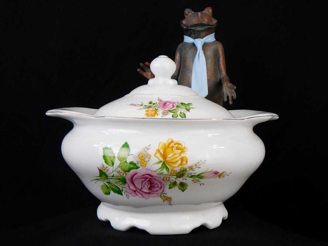 Soup Tureen, Leart Brazil, 4 Quart Capacity, Cabbage Rose, Pink and ...