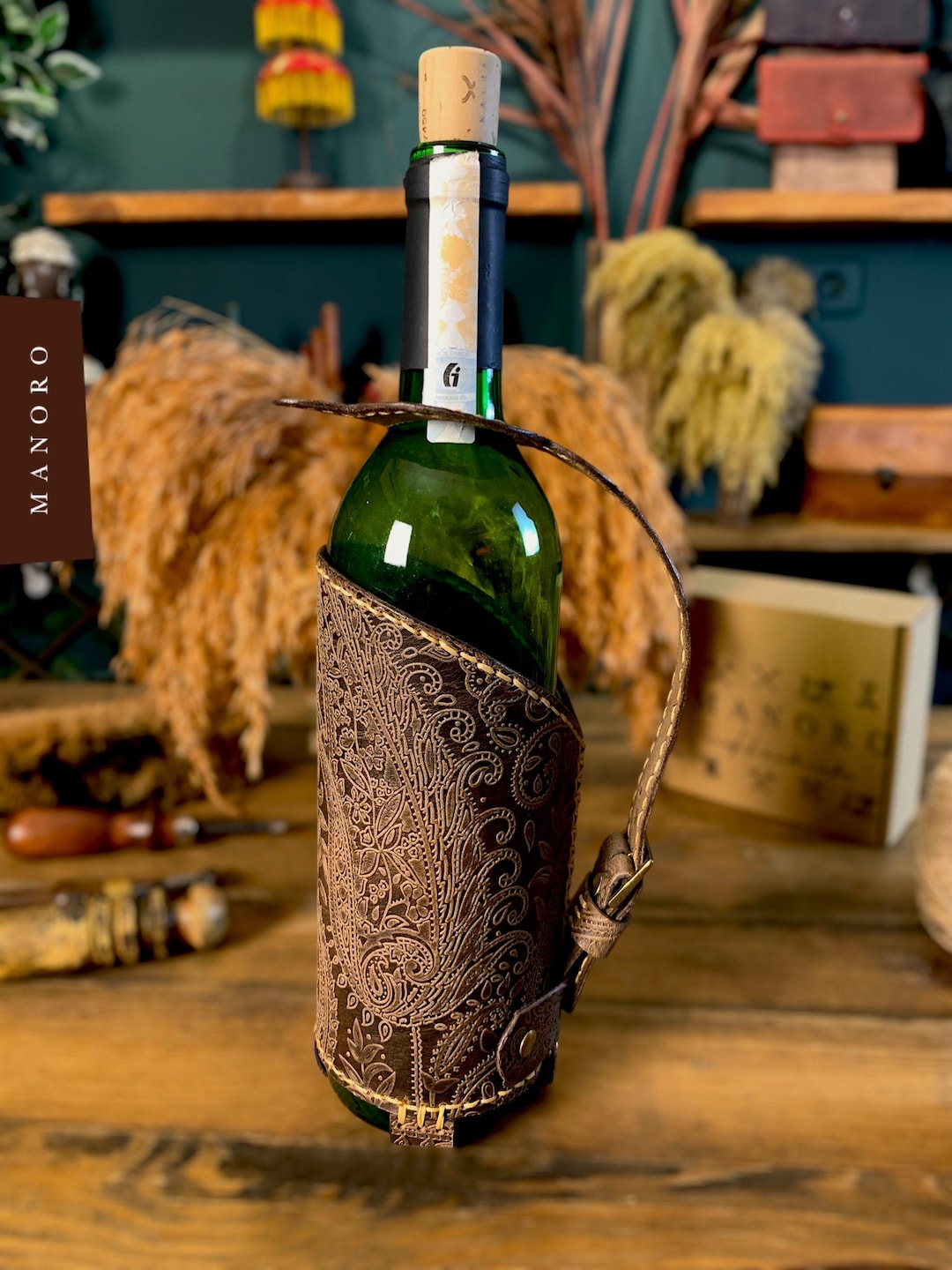 Vino – Handmade Leather Bottle Carrier – Engraved Floral Holder ...
