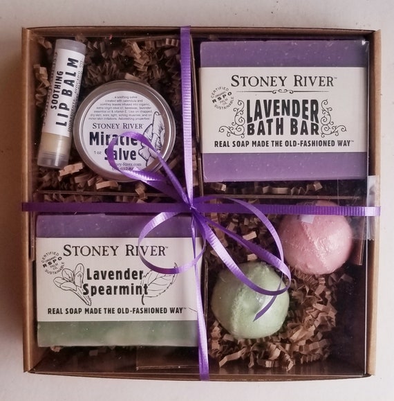 Corporate Gift for Employees Graduation GIFT SET for Mom | Etsy