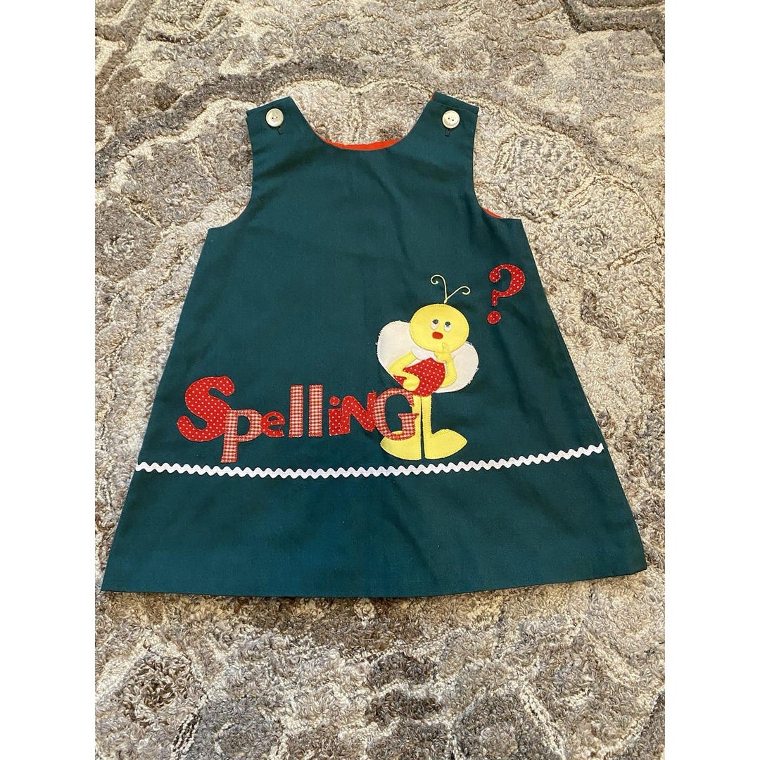VTG Choc Soup Girls 2T Spelling Green School Bee Jumper Prairie Cottage ...