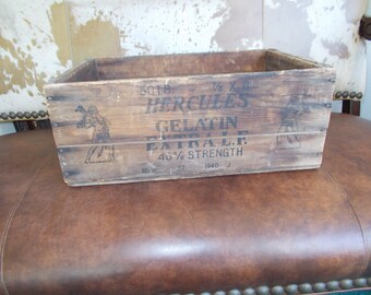Hercules Wood Box | Etsy