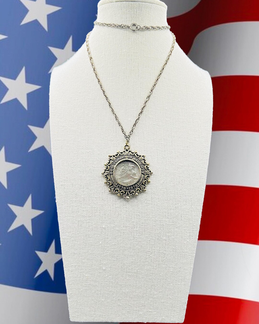 Vintage Bicentennial Quarter Necklace – 1776-1976 Colonial Drummer Coin ...