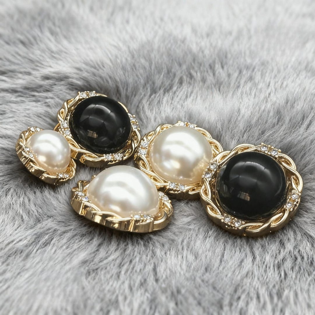 Vintage Pearl Buttons Gold Rim Rhinestone Embellished Buttons for ...