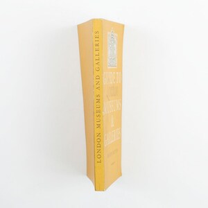 Guide to London Museums and Galleries, 1951 - Etsy