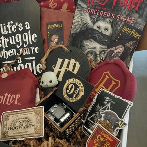 Harry Potter Hogwarts Gift Box - Etsy