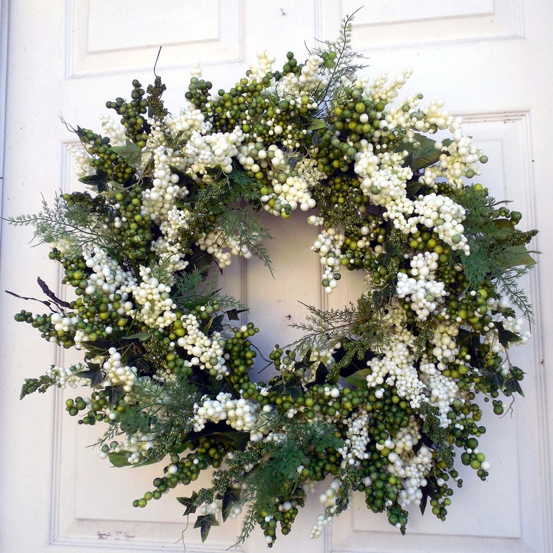 White Berry Wreath - Etsy