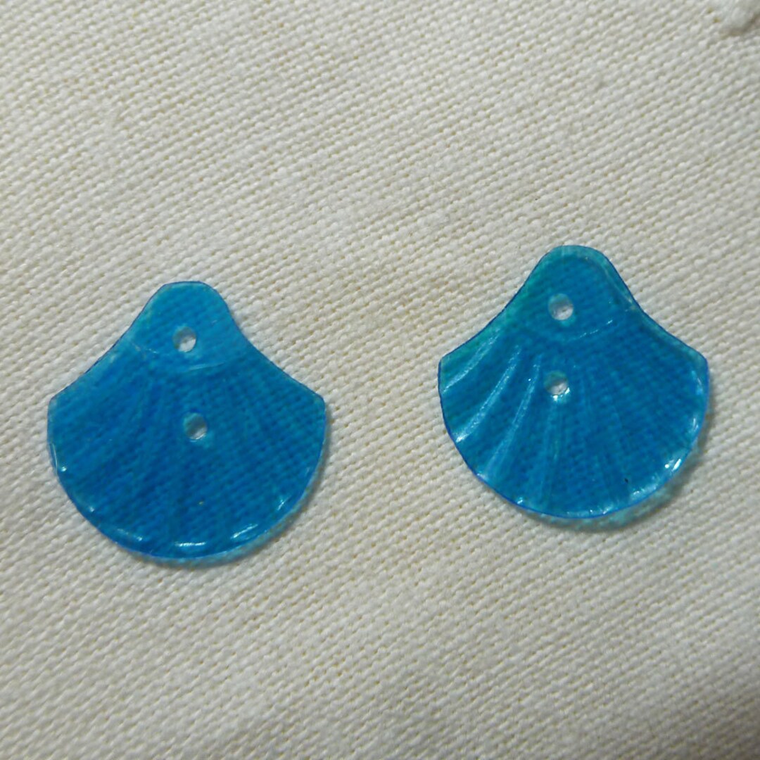 Seashell Shaped Sequins, 12mm, 15 Iridescent Colors Available, 50 per ...