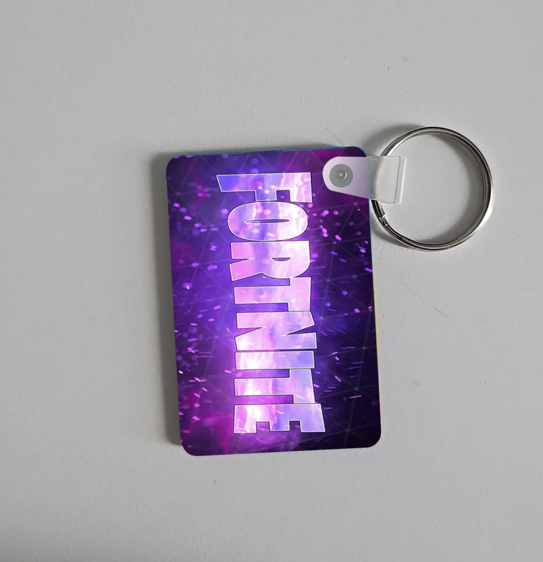 KEYCHAIN Epic Fort Night Logo Battle Bus Battle Pass Purple Backgrond ...