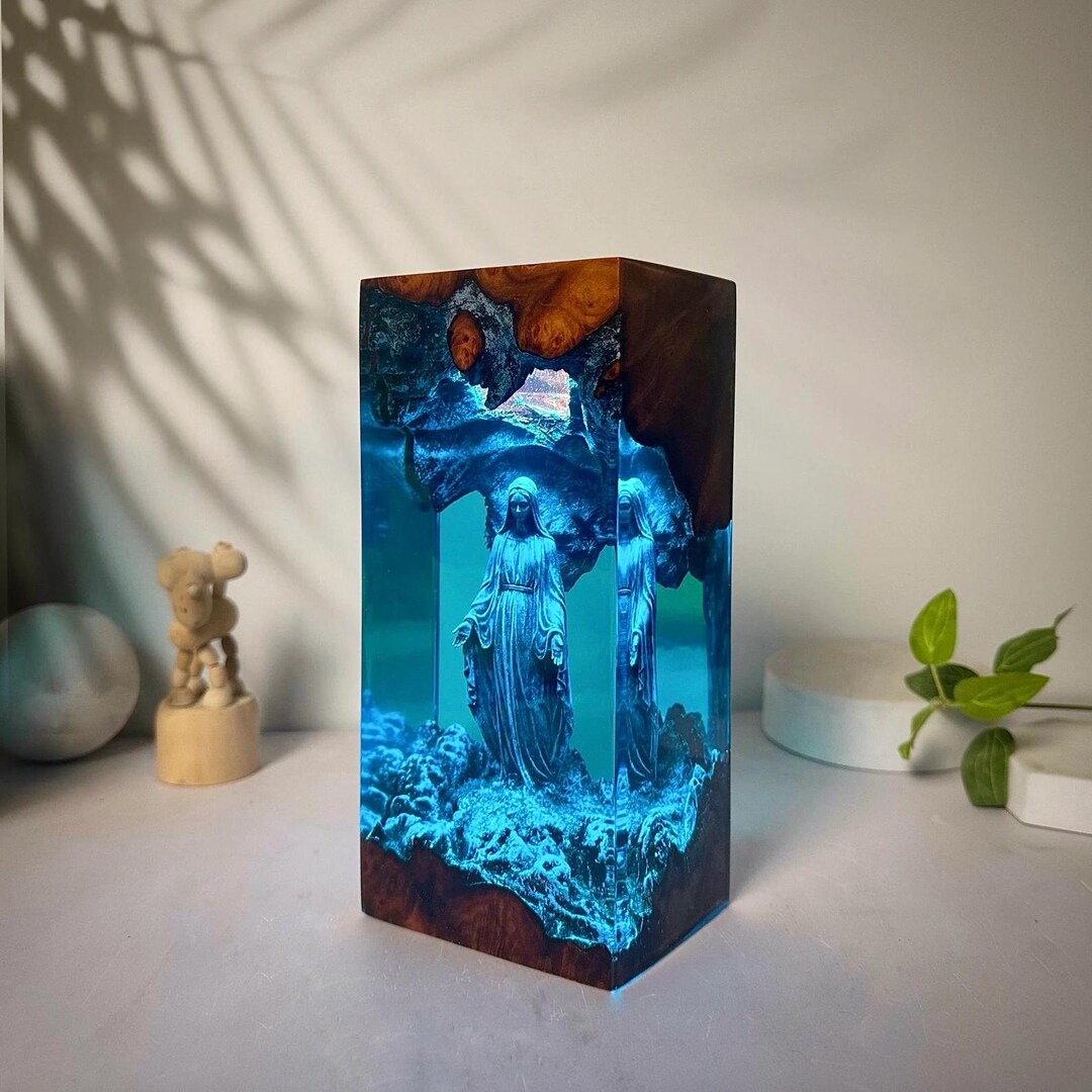 Blessed Mother Resin Wood Lamp,virgin Mary, Christian Art,christian ...