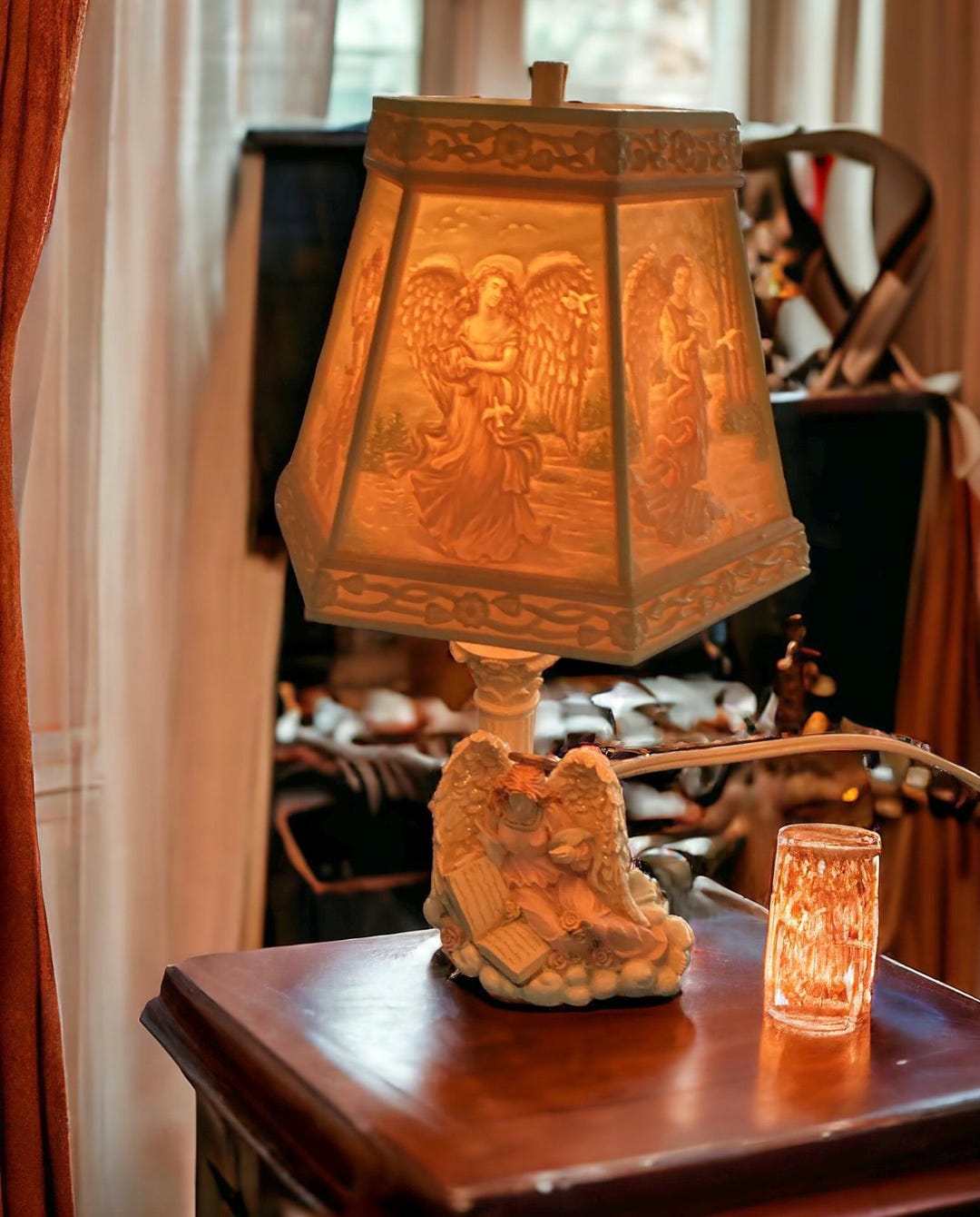 Vintage Angel Lamp With 6 Panel Decorated Lithophane Reversed Painted ...