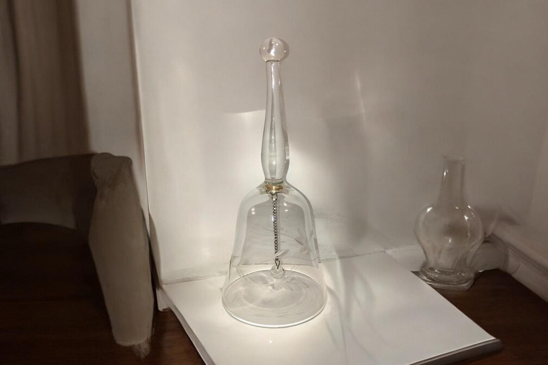 Etched Crystal Dinner Bell, Princes House Heritage Design Glass Table ...