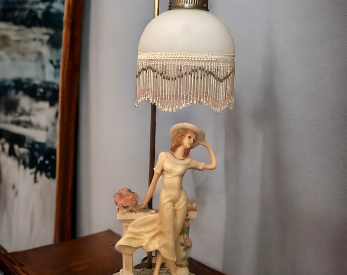 The CROSA Collection Lamp, Vintage Art Deco Lady Lamp, Glass Shade With ...