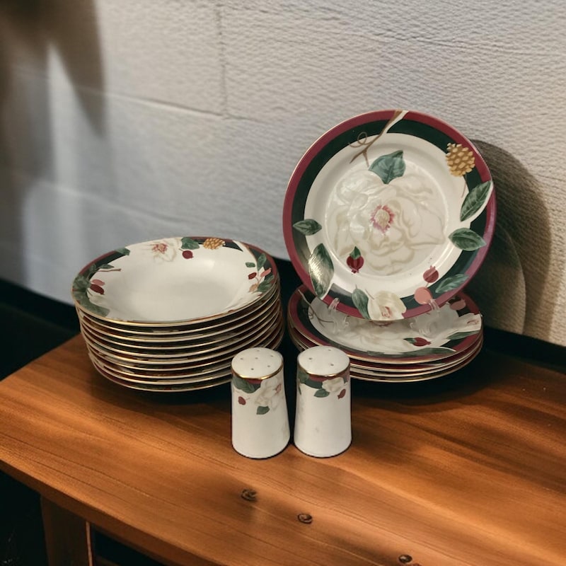 Magnolia Fine China - Etsy
