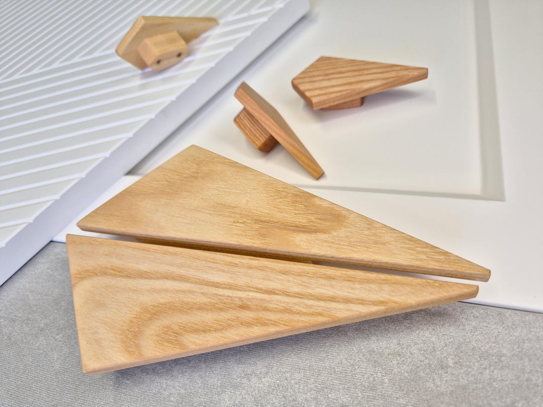 Solid Oak Triangle Drawer Pull, Minimalist Wooden Cabinet Pull ...