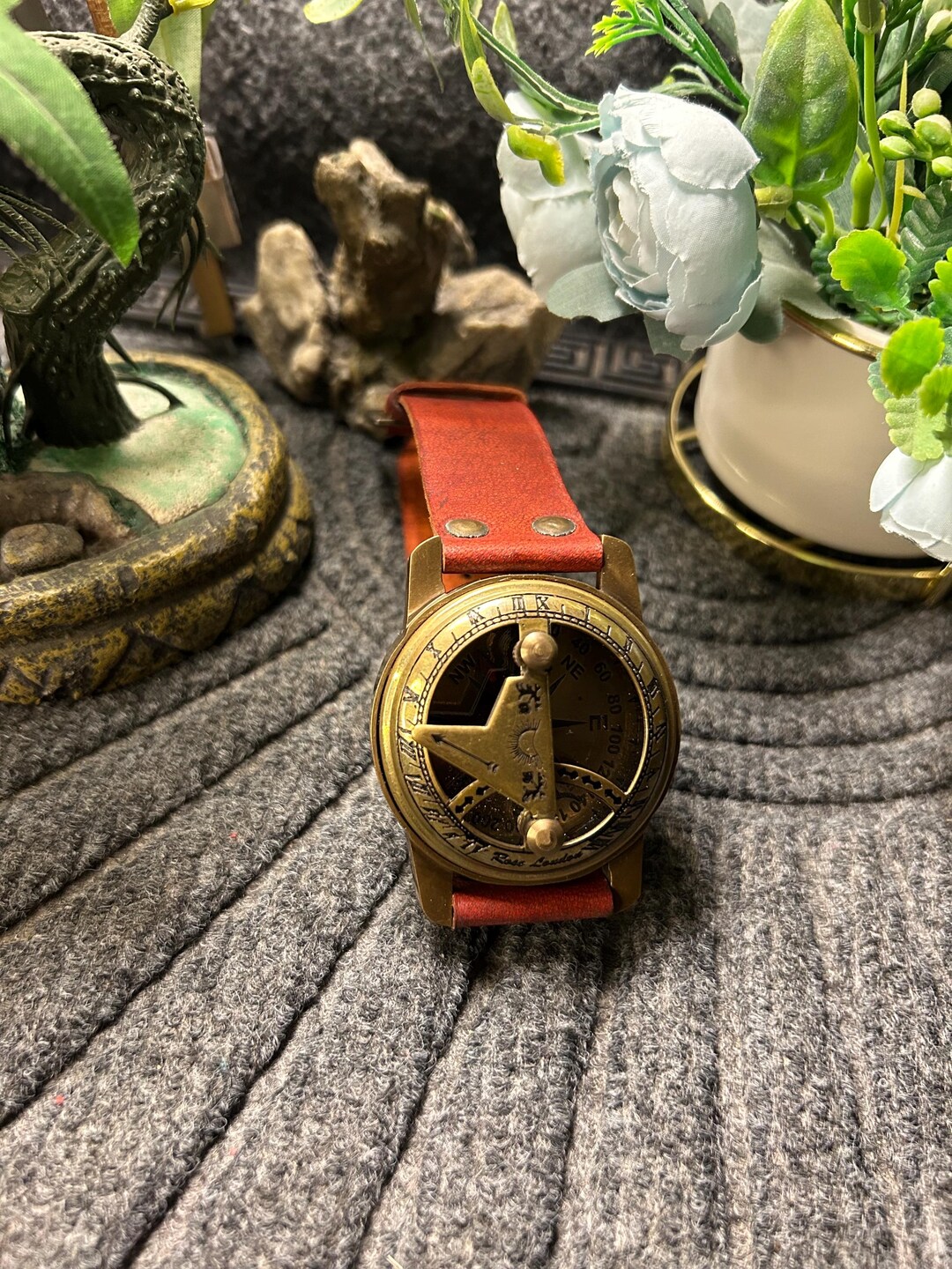 Vintage Brass Sundial Compass Watch: Handmade Leather Steampunk ...