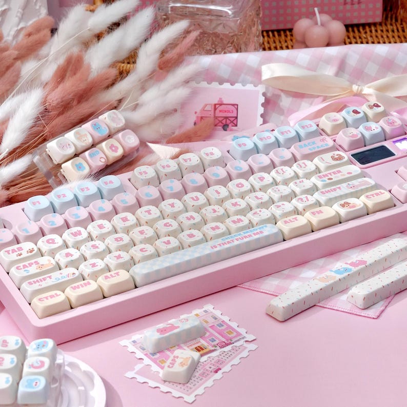 Cute Birthday Cat Theme Pink Keycap Set – Pastel Keycaps, Kawaii ...