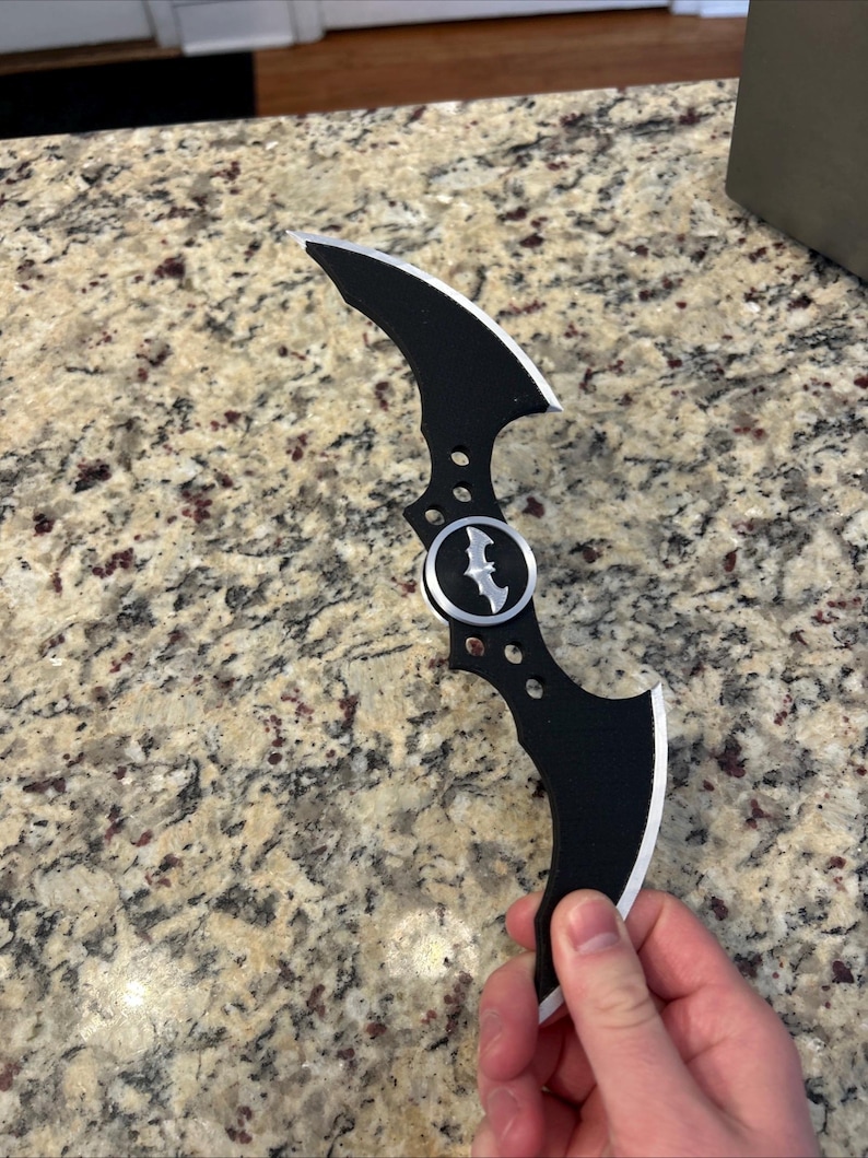 Cosplay Prop Unofficial Arkham Asylum/city/origins/knight Batarang - Etsy