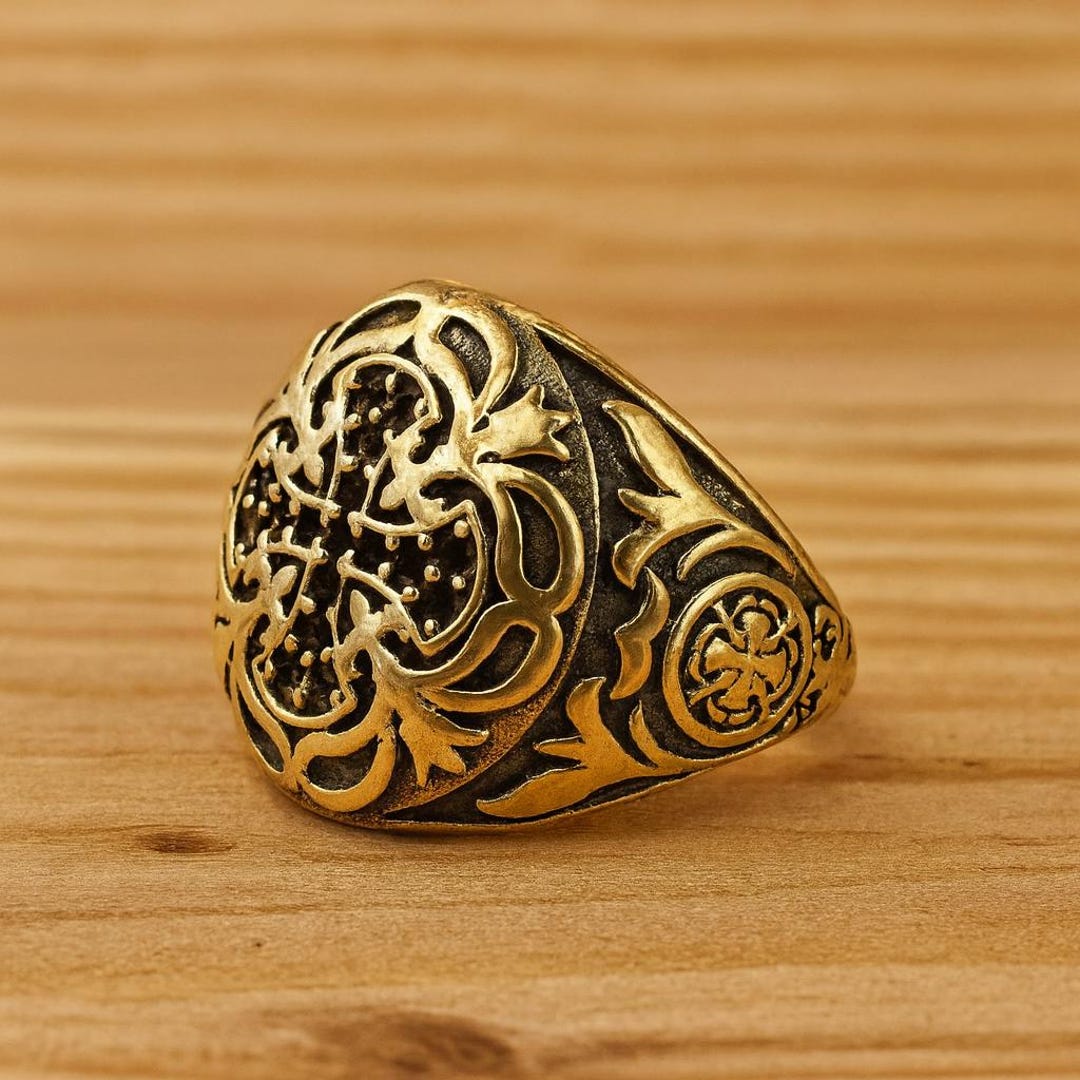 Vintage Gothic Filigree Signet Ring – Antique Gold Floral Engraved ...