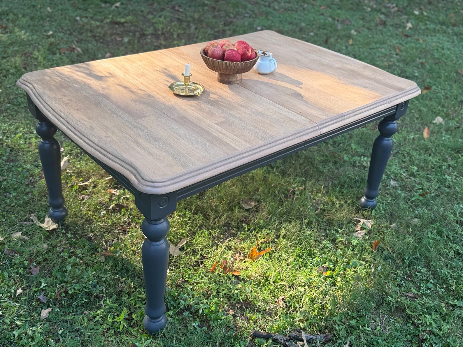 SOLD!! Dining Room Table. Refinished and Painted! - Etsy