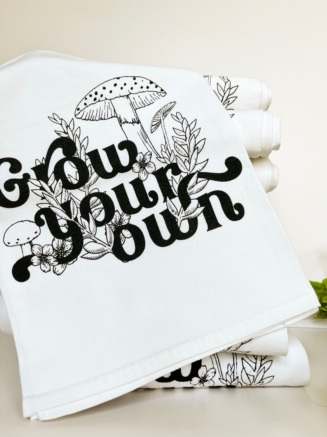 Retro Garden Tea Towel: Grow Your Own Vintage Mushroom Kitchen Decor - Etsy