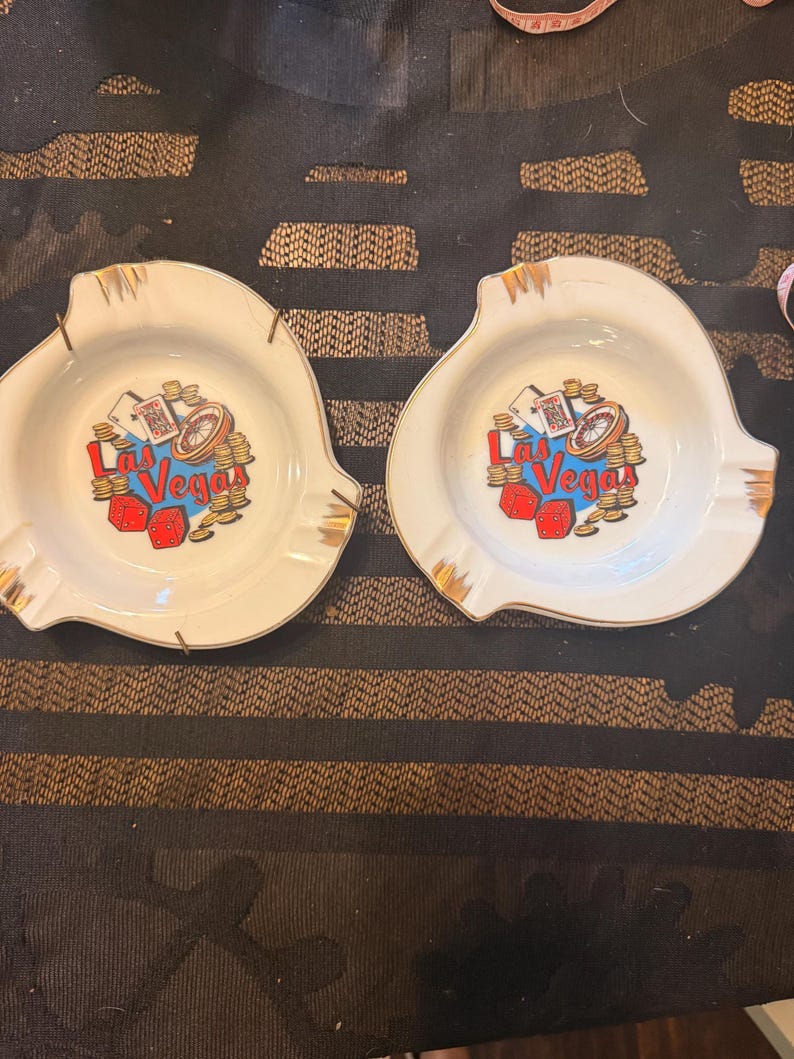 Vintage Las Vegas Souvenir Ashtrays – Pair of 2 Ceramic Dishes With ...