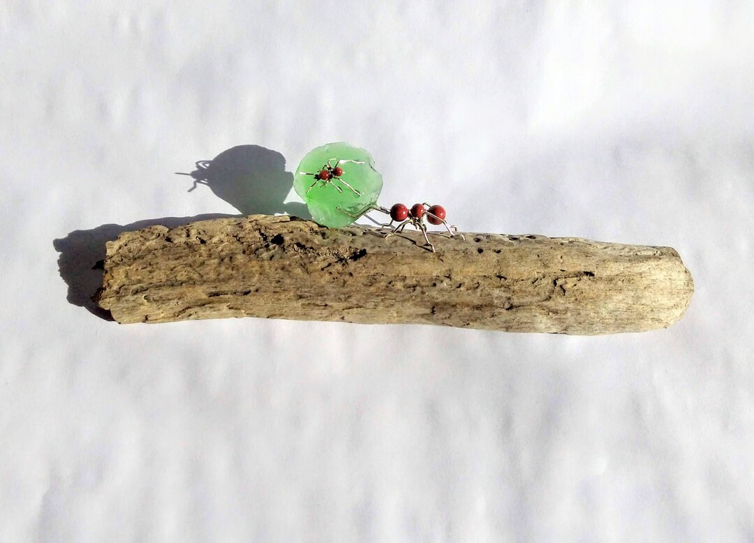 Tiny Leaf Cutter Ants Sculpture With One Major and One Minor Riding a ...