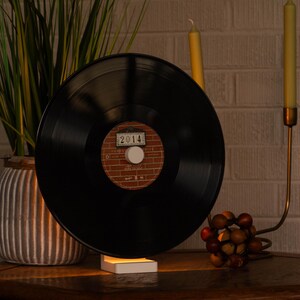 Vinyl Record Table Lamp, Modern Record Display, Minimal USB LED Table ...
