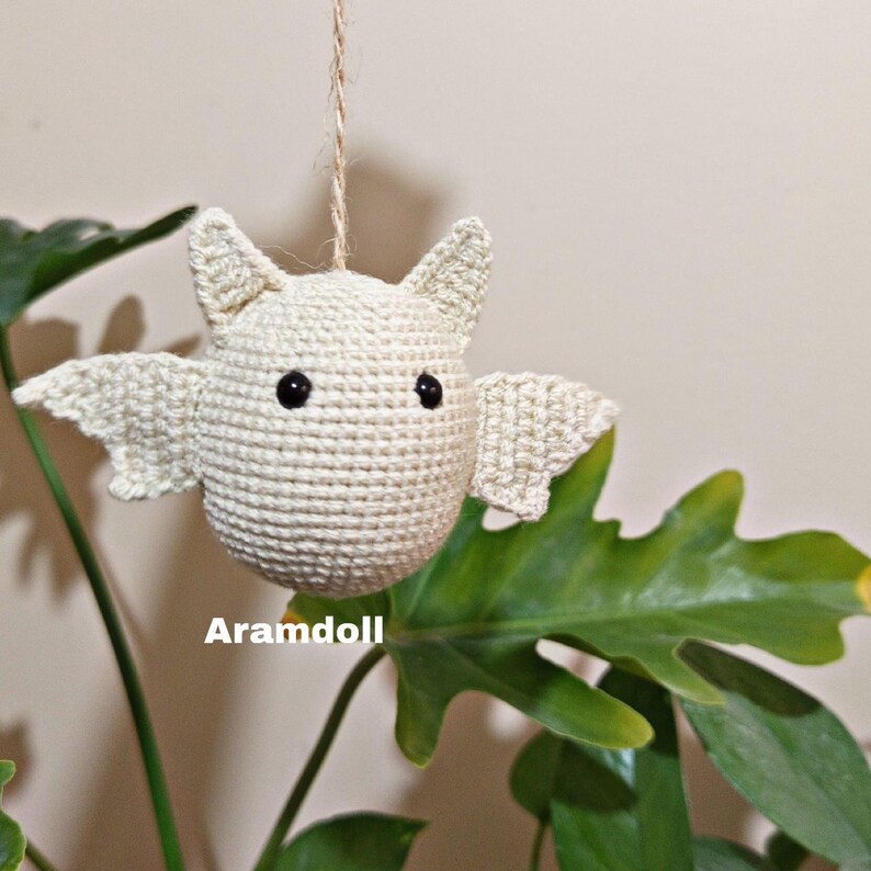 Crochet Mini Bat Amigurumi Pattern: Easy DIY Halloween (PDF Pattern) - Etsy