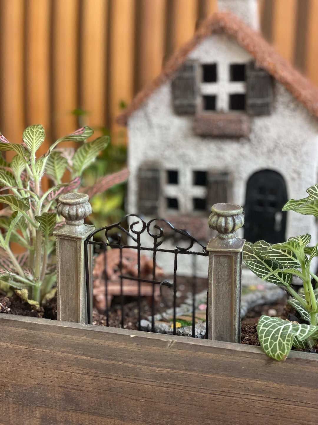 Miniature Garden Gate ~ Resin Pillars With Metal Gate ~ Fairy Garden ...