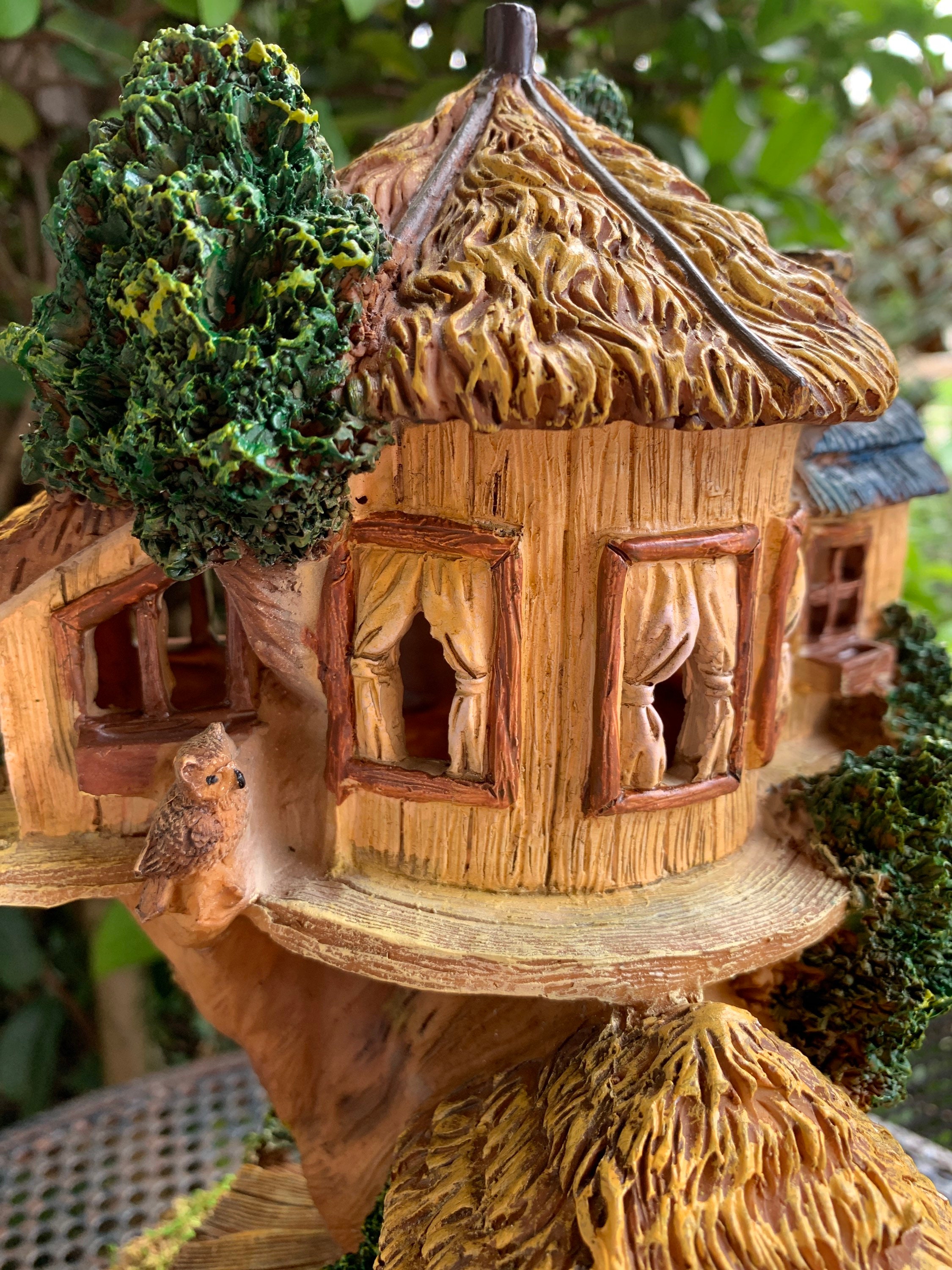 Fairy Garden Tree House ~ Miniature Fairy House With Tree Design ...