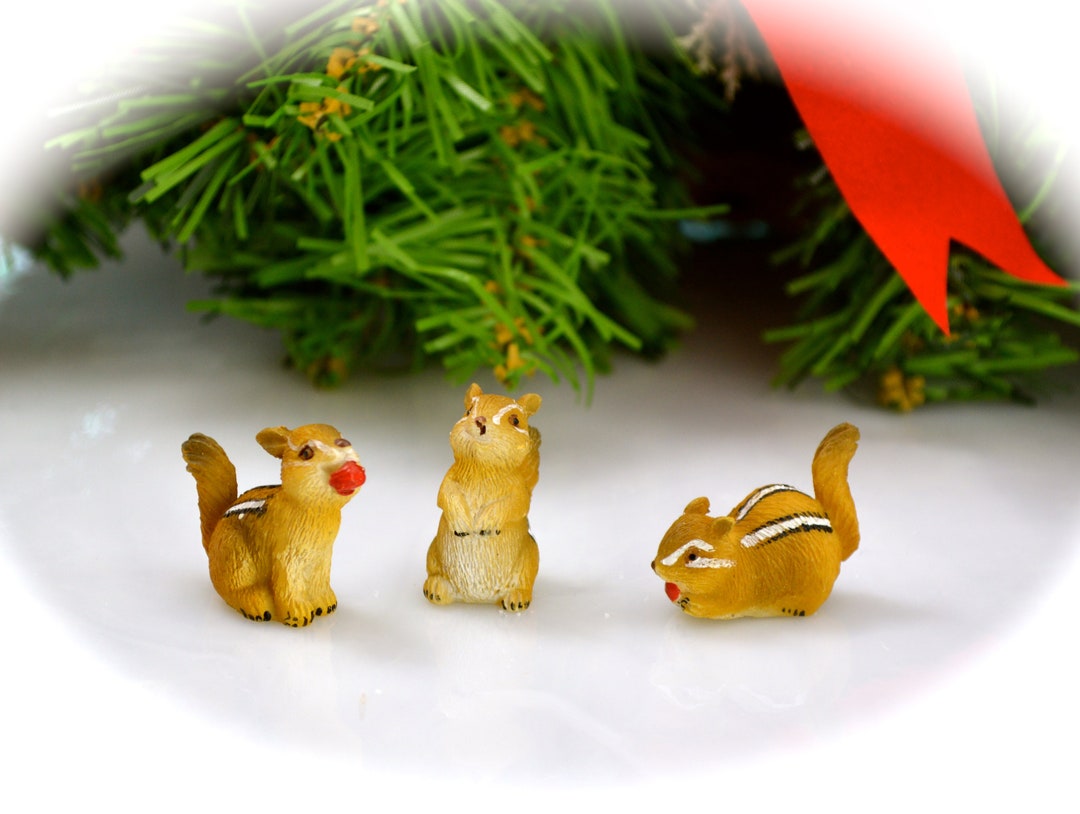 Miniature Chipmunk Figurine – Fairy Garden, Terrarium, Miniature Garden ...