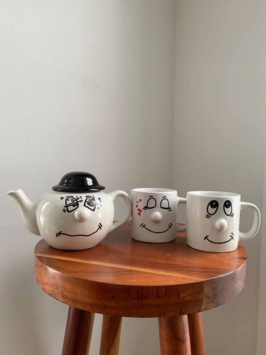 Vintage Smiley Face Teapot & Mug Set – Whimsical Anthropomorphic Tea ...