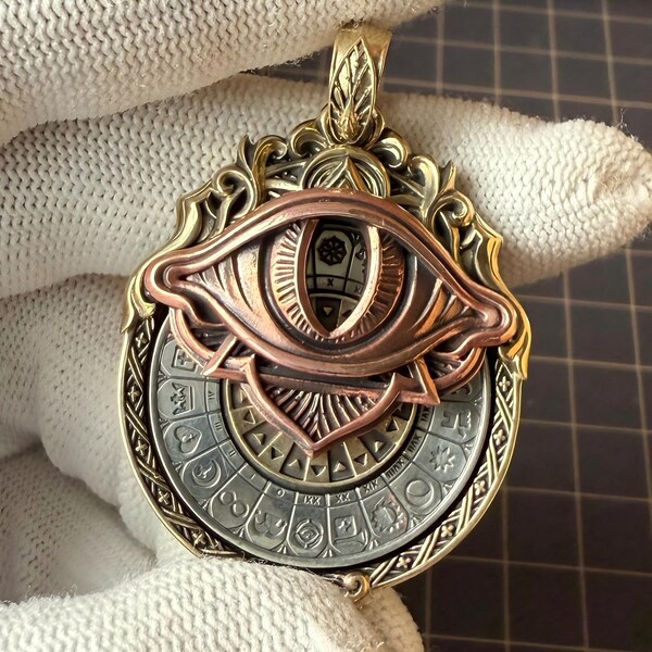 Spinning Eye Crystal - Etsy