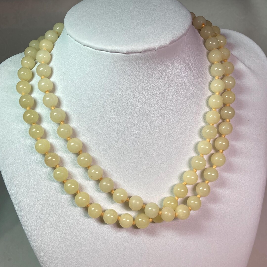 Vintage Yellow Jade (jadeite) Bead Necklace, Hand Knotted, 30". Pretty ...