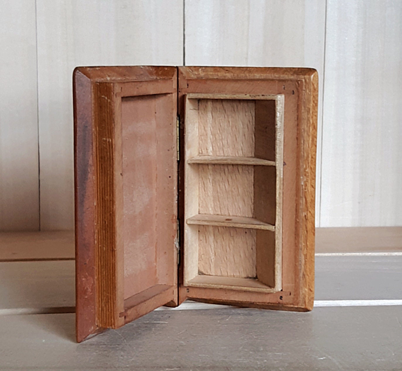 Vintage Mid Century Carved Wood Stash Box Interlaken | Etsy