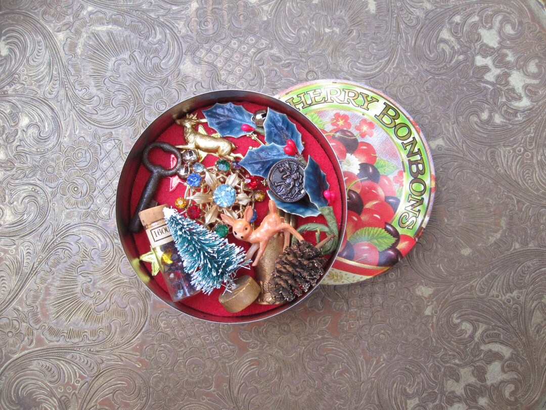 Vintage Bauble Box Collection / Curiosity Tin Box / Christmas in July ...