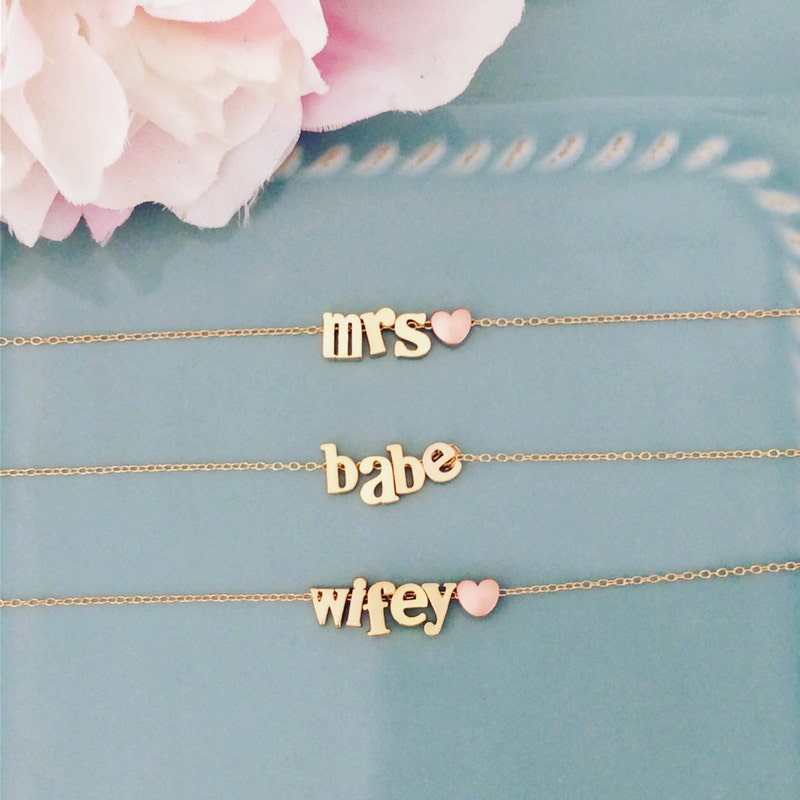 Mrs Necklace - Etsy