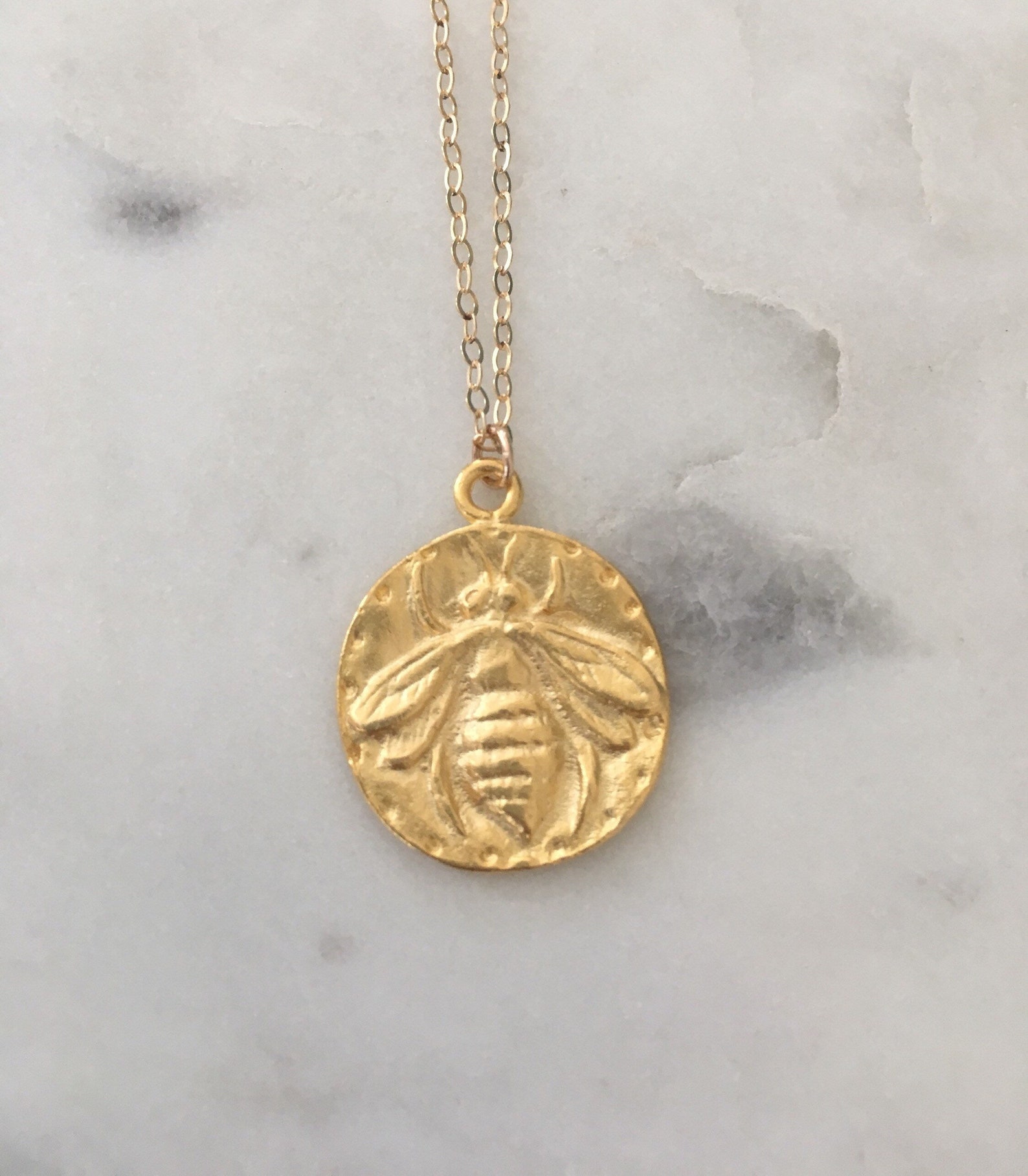 Bee Necklace Queen Bee Necklace Gifts for Her Minimalist - Etsy