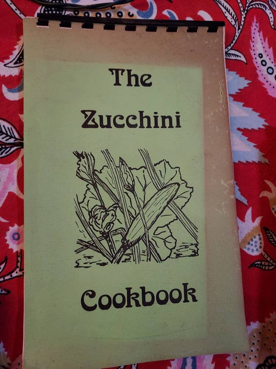Vintage Zucchini Favorite Recipes Cookbook Vintage 1975 Vegetable ...