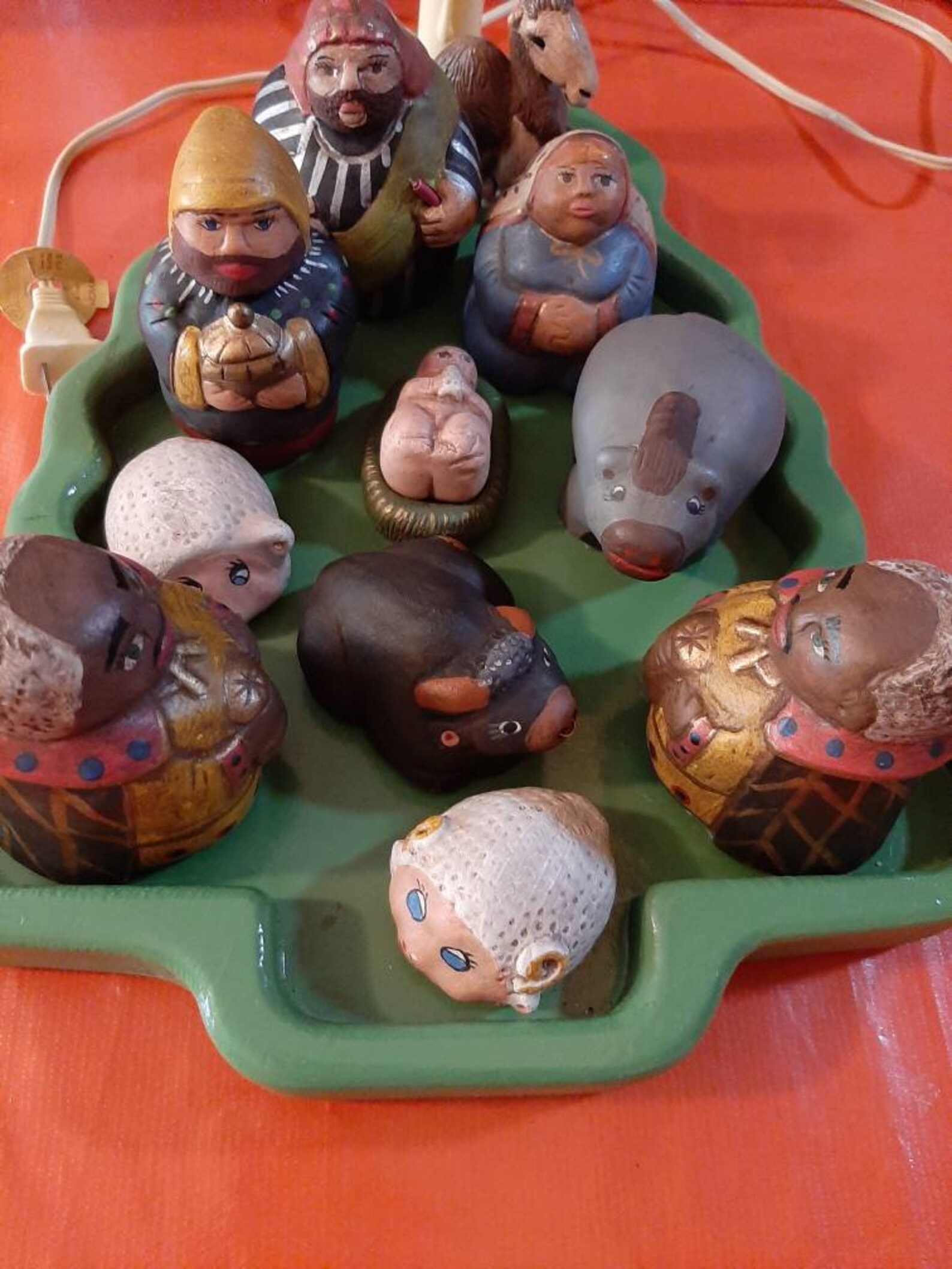 Unique Rare Vintage Lighted Nativity Creche Mexican Manger and Wood ...