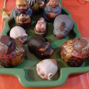 Unique Rare Vintage Lighted Nativity Creche Mexican Manger and Wood ...