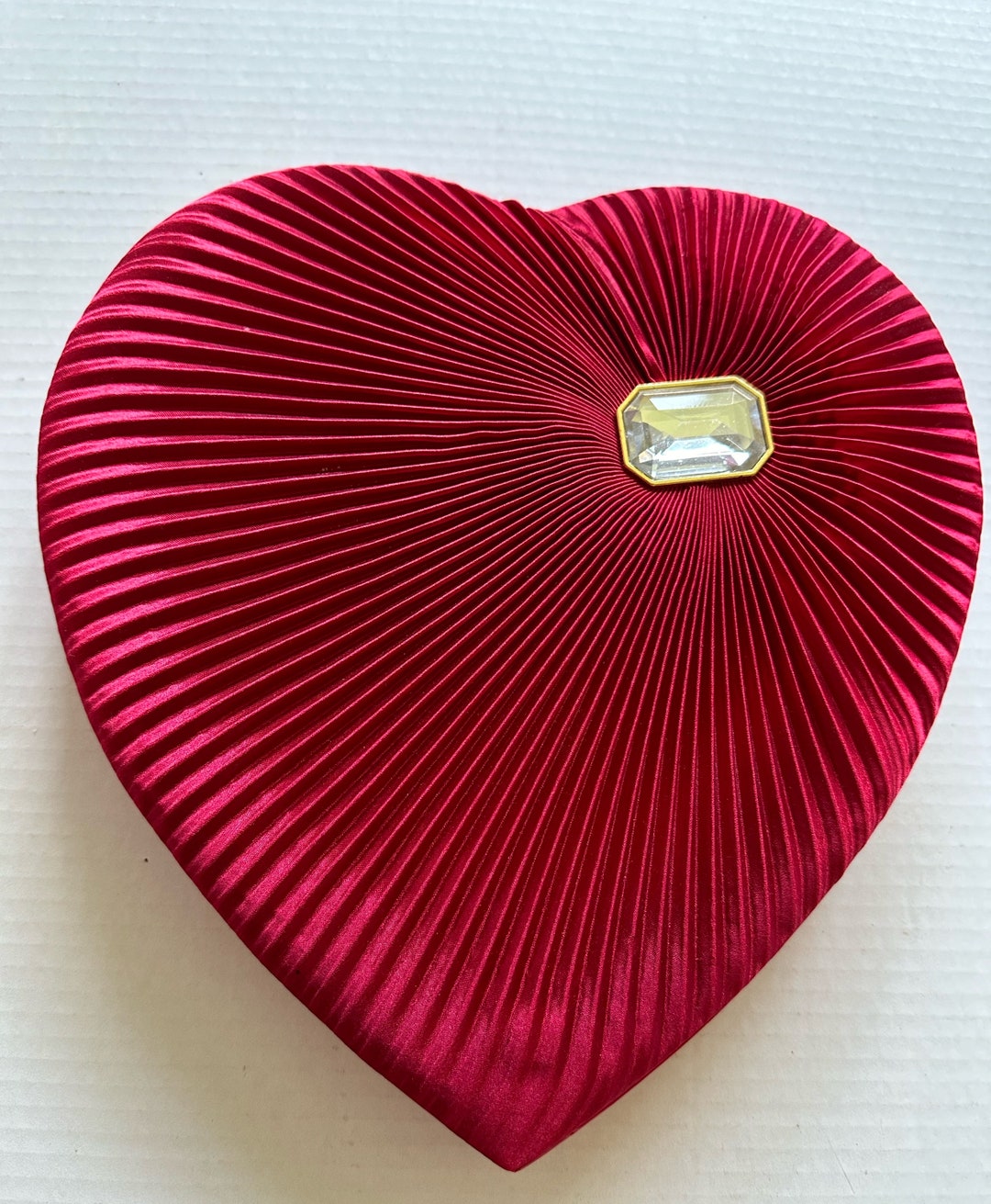 Vintage Fancy Red Heart Candy Box Valentine Gift Box With Pleated Satin ...