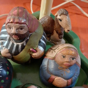 Unique Rare Vintage Lighted Nativity Creche Mexican Manger and Wood ...