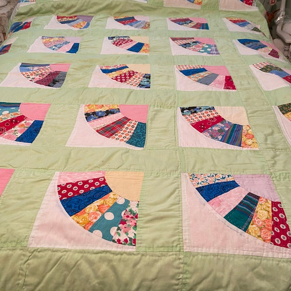 Vintage Fan Quilt - Etsy