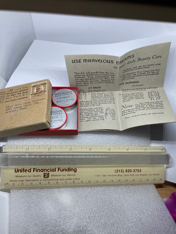 RARE Richard Hudnut Marvelous Face Powder Sample Tria… - Gem