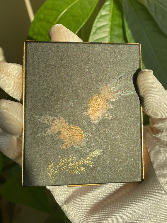 Fish Powder compact collectible Beautiful golden Koi … - Gem