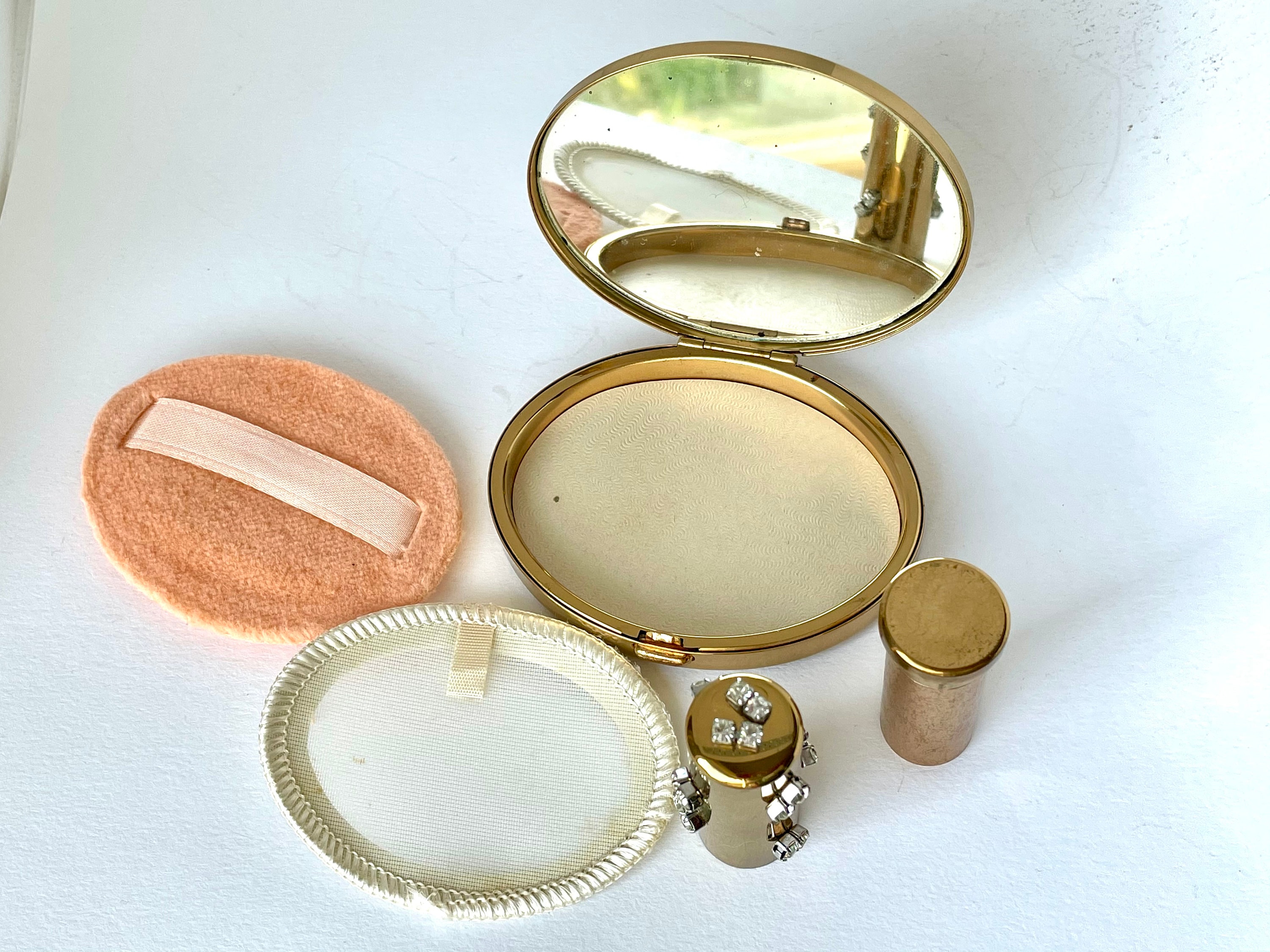 Vintage Makeup Compact