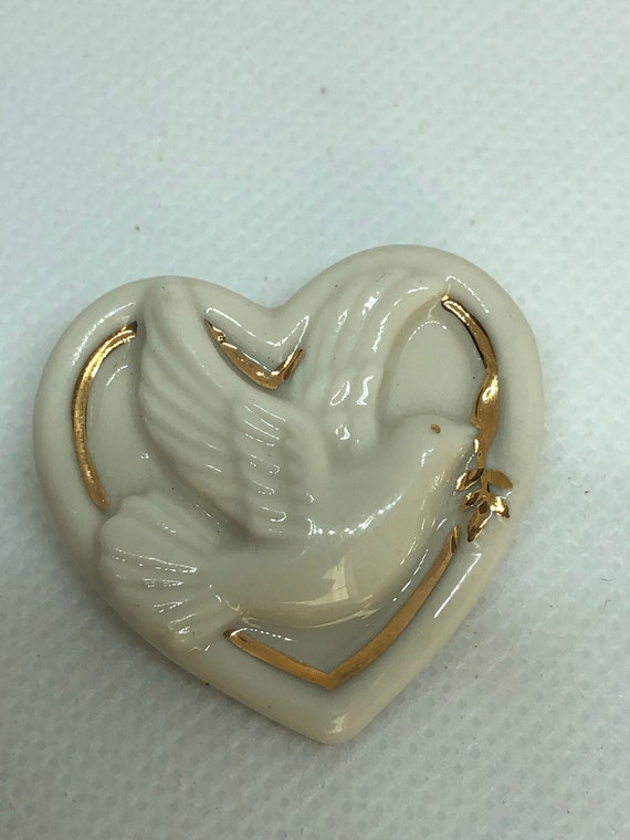 Vintage Lenox Signed Porcelain & Gold Heart & Dove w/… - Gem