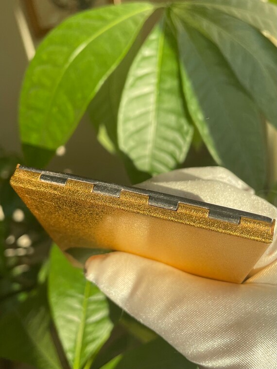 Fish Powder compact collectible Beautiful golden Koi … - Gem